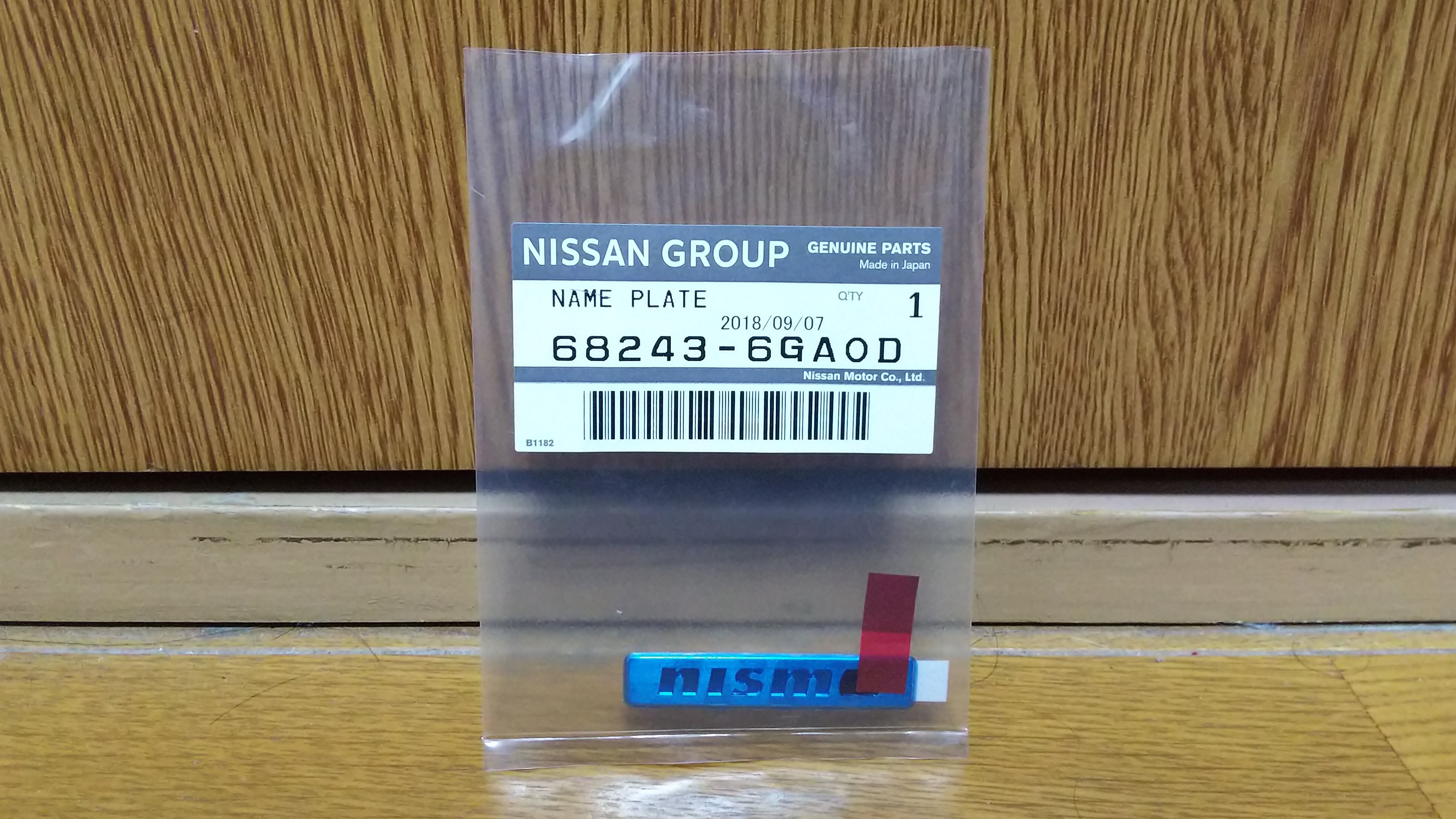 「フェアレディZ NISMO」純正の「NAME PLATE（NISMOロゴ）」をER34に取り付け | 吉平坂科帳（きっぺいはんかちょう）：吉平ブログ